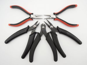 How to Use a Wire Cutter? | Electrician Mentor